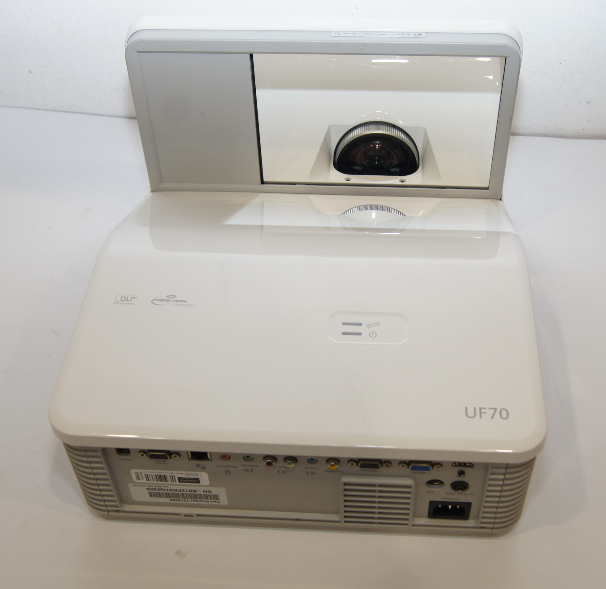 PROJEKTOR SMART UF70 3000ANSI ULTRAKRÓTKOOGNISKOWY taniprojektor.pl